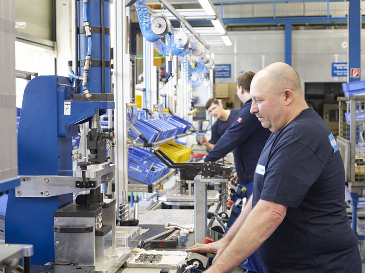 Assembling - Production excellence at our factory UNICCOMP - ROTORCOMP ...